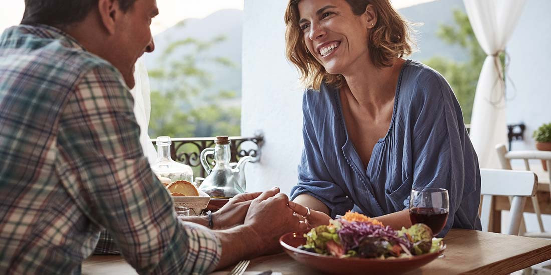 7 trucos para comer fuera de casa y no engordar - Mi empresa es saludable